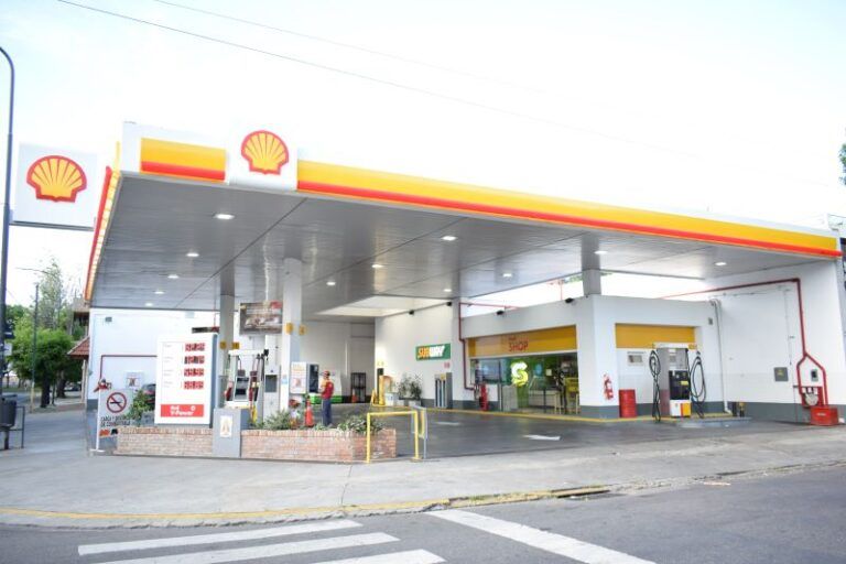 Shell estrenó una nueva estación de servicio en Parque Patricios